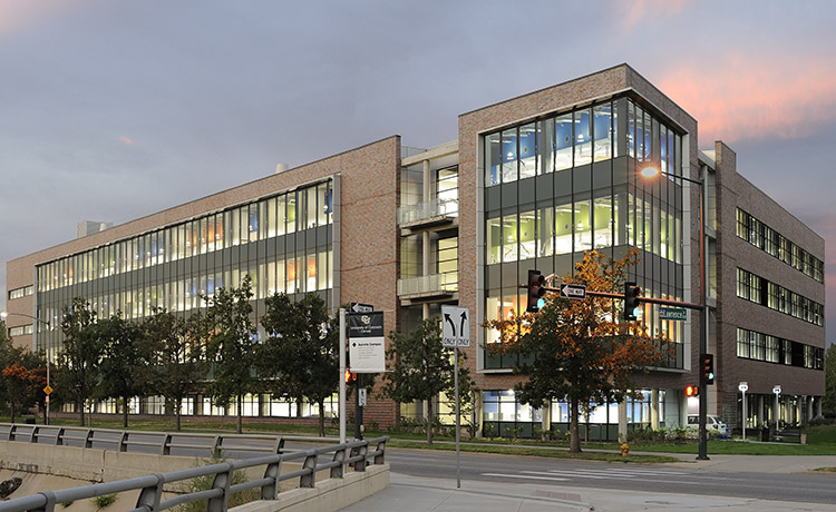 Science Building Addition and Renovation | Anderson Mason Dale Architects